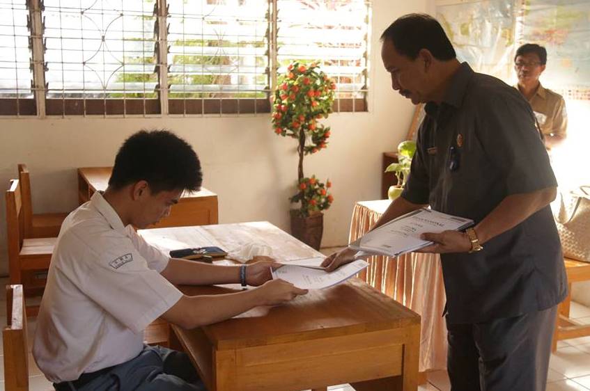 Ujian Nasional 2016,Pemerintah Kota Manado,Pemkot Manado,Royke Roring ...