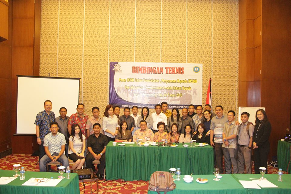 DPRD Kota Manado,Pemkot Manado,Ibu.Nortje.H.V.Bone,Pejabat Walikota,Roy ...